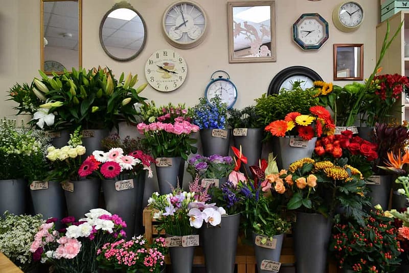 About Us - Simply Flowers Wiltshire